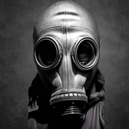Original GP5 Gas Mask – Dirty, raw & ready|TOY PLAYER||TV